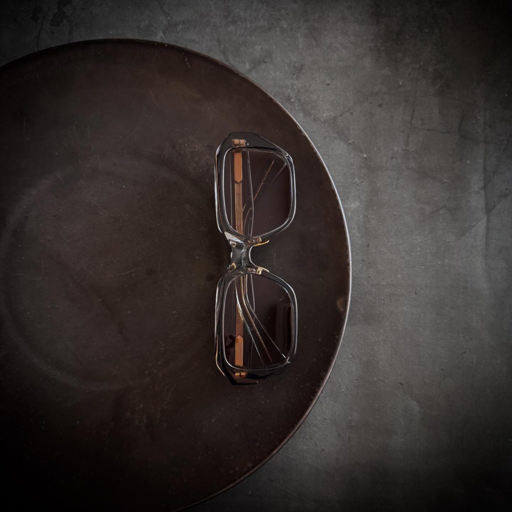 7D LTH HIKARI | メガネの三愛