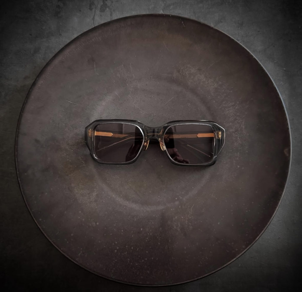 7D LTH HIKARI | メガネの三愛